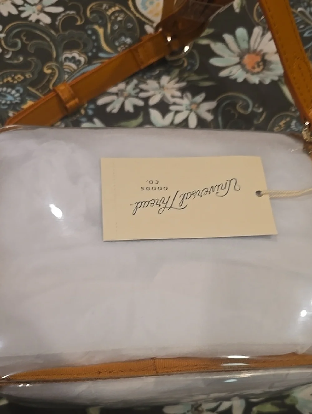 Universal Thread | Bags | 40 New Clear Pvc Crossbody Bag With Orange ...